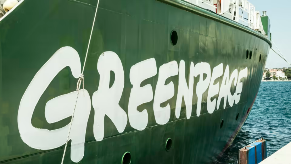 Toyota รั้งบ๊วยของค่ายรถยนต์ที่ใส่ใจด้านสิ่งแวดล้อมจาก Greenpeace | AUTODEFT ข่าวรถยนต์ รีวิวรถ ...